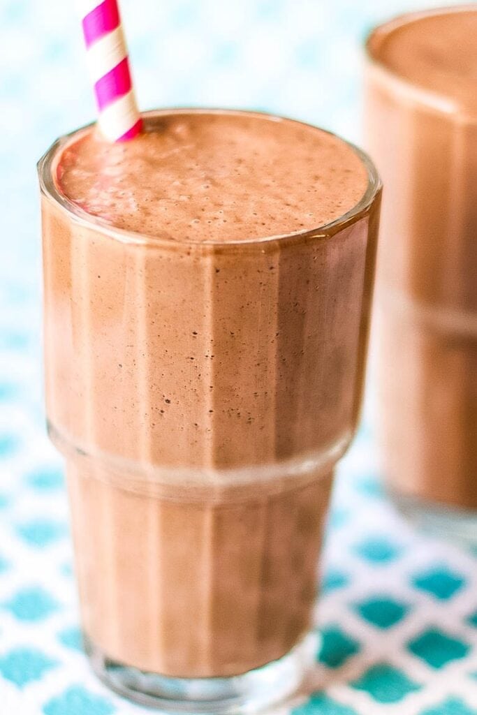 Cacao Smoothie - WFPB Diet Recipe • Healthy Midwestern Girl